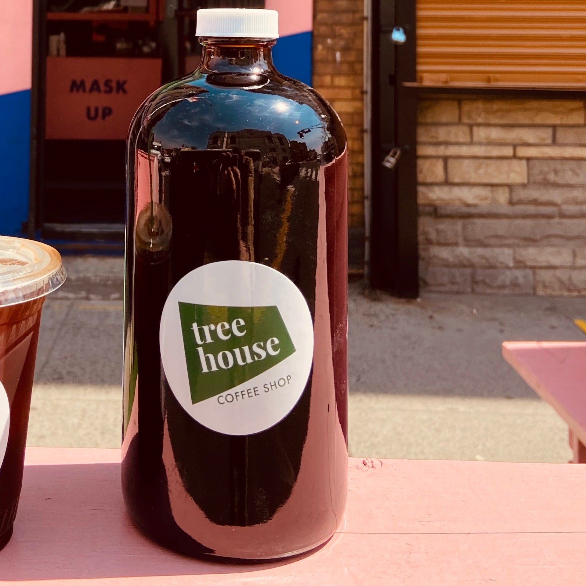 Cold Brew Big Bottle (CBS) | Treehouse Coffee Shop